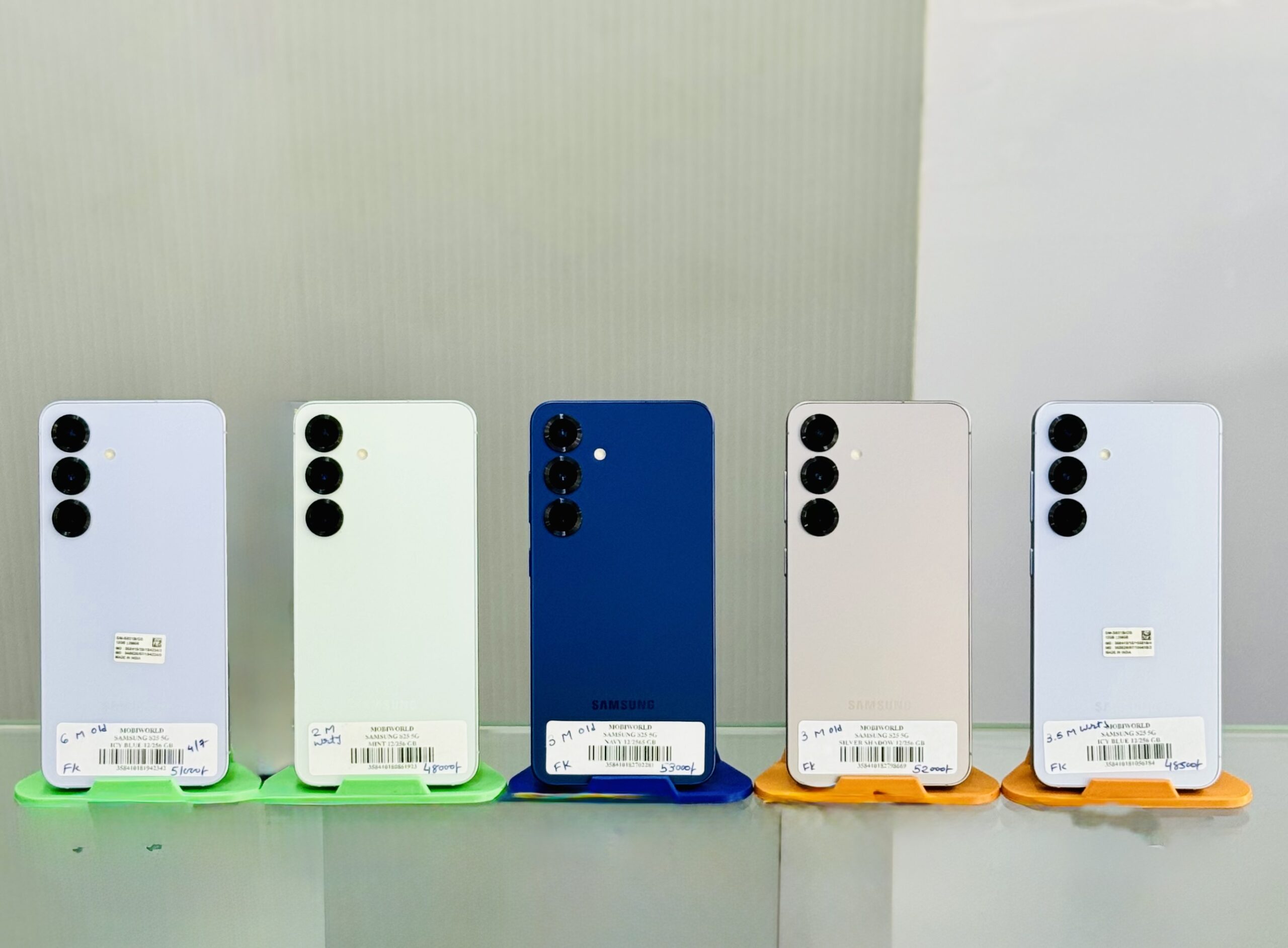 SAMSUNG S25 – 128 & 256 GB – Home